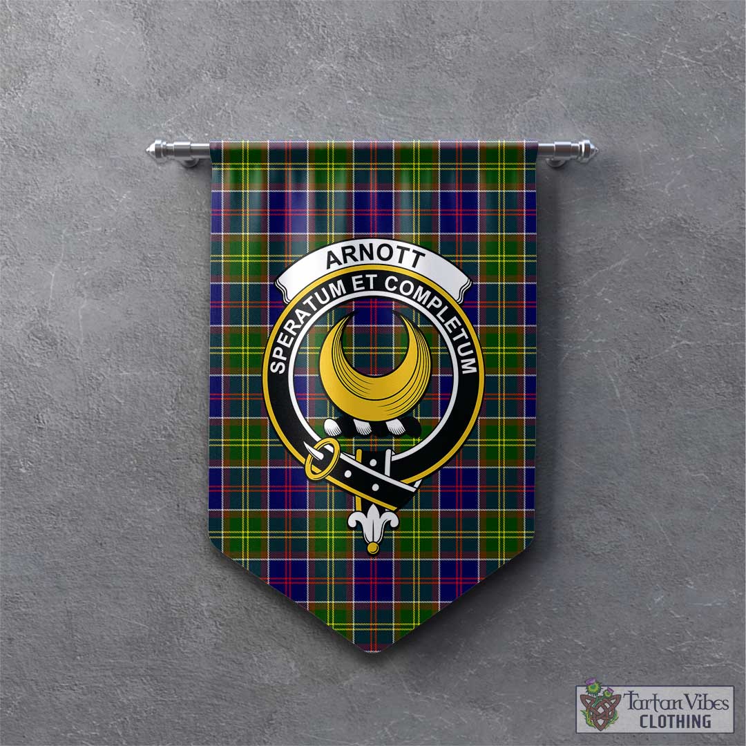 Arnott Tartan Gonfalon, Tartan Banner with Family Crest