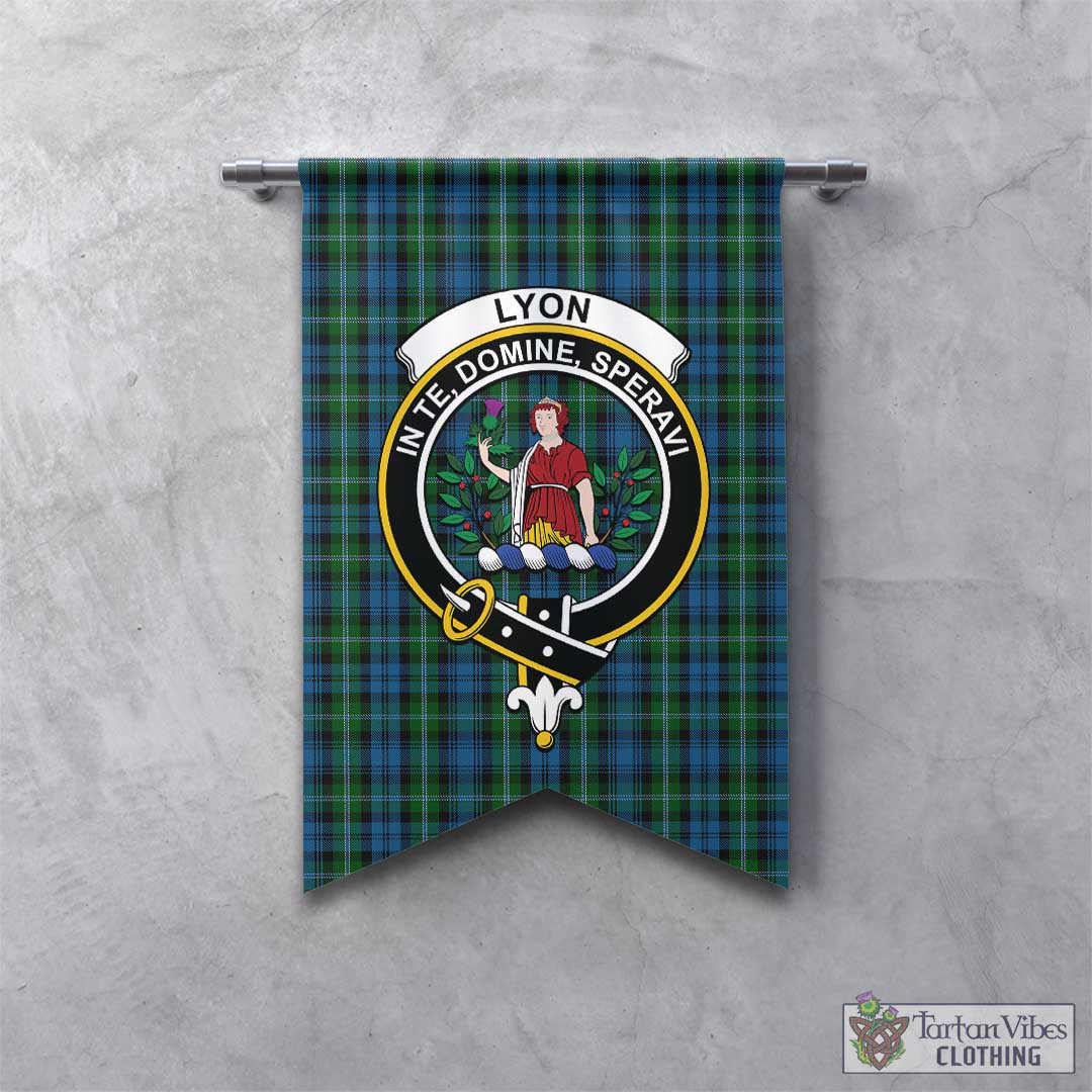 Lyon Tartan Gonfalon, Tartan Banner with Family Crest