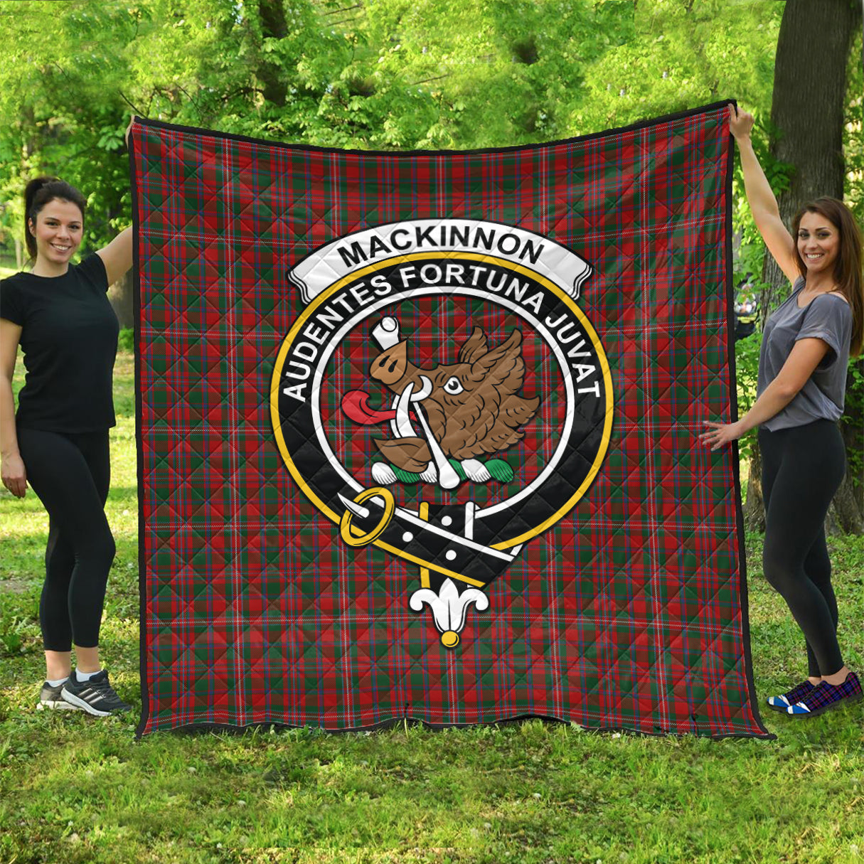 MacKinnon (McKinnon) Tartan Quilt with Family Crest