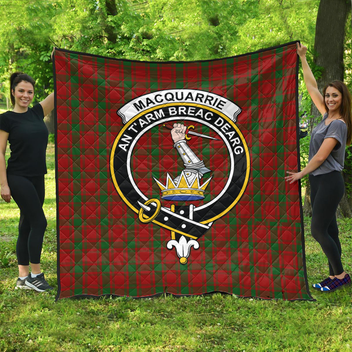 MacQuarrie (McQuarrie) Tartan Quilt with Family Crest