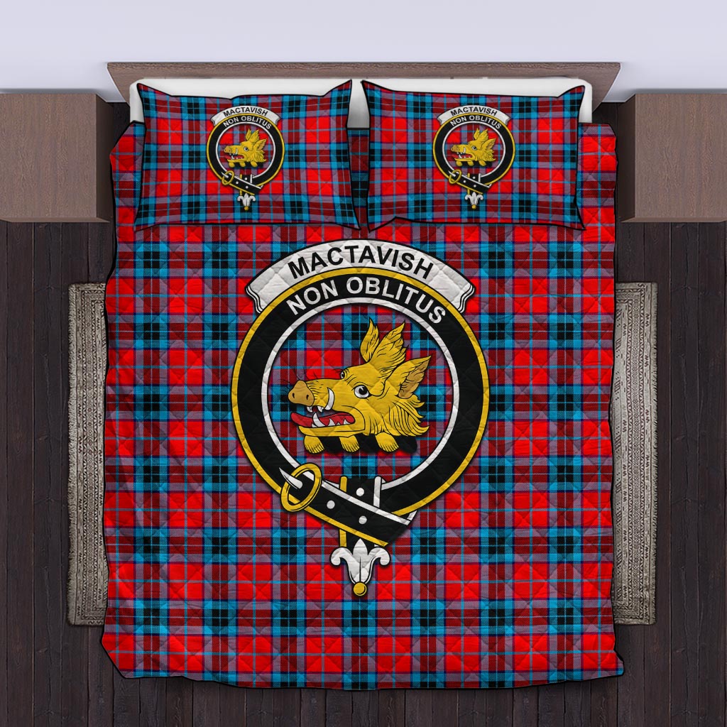MacTavish (McTavish) Tartan Quilt Bed Set with Family Crest