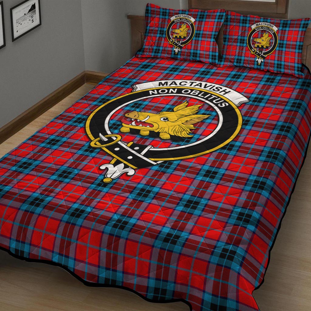 MacTavish (McTavish) Tartan Quilt Bed Set with Family Crest