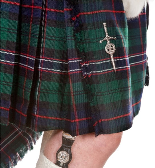 Learn How to Wear a Kilt Pin Like a True Scot: Easy Guide