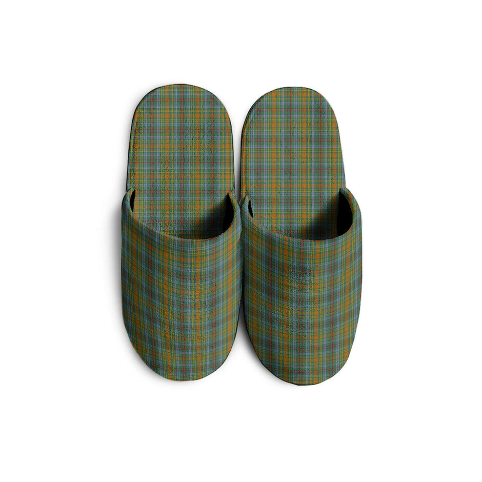 Tartan Slippers – Stylish Plaid Comfort for Every Step