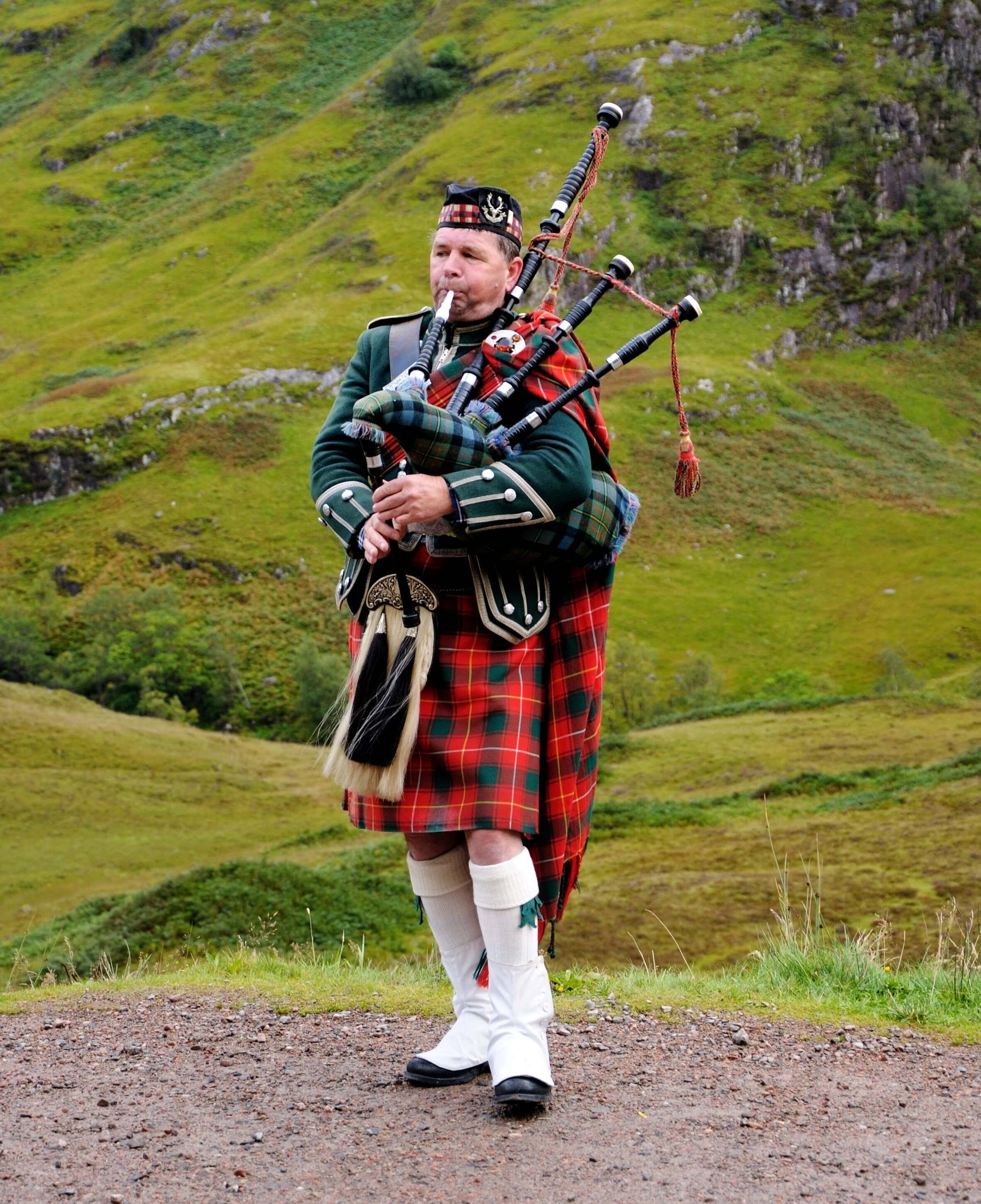 The Different Types of Scottish Hats You Should Know